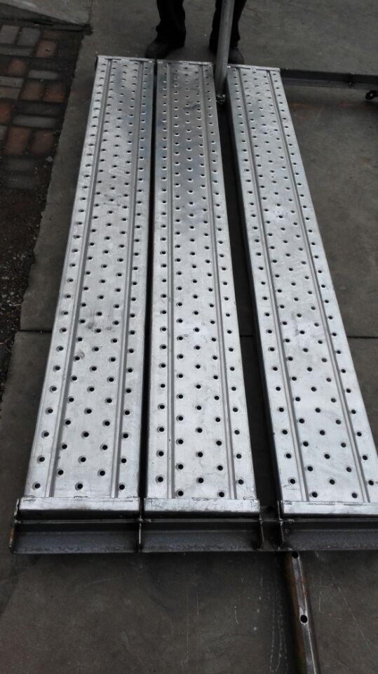 Scaffolding Transom with Half Couplers